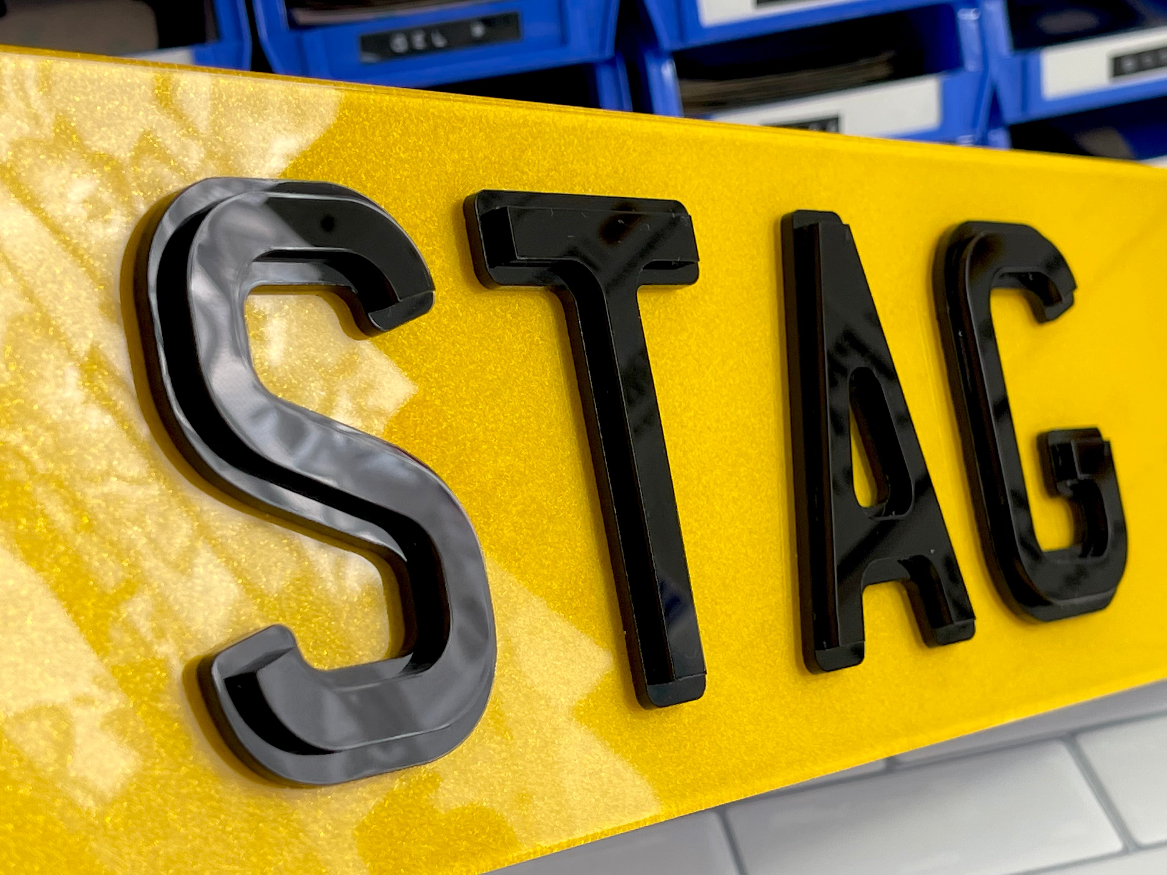 4D STAGGERED ACRYLIC PLATES – Premium Plates